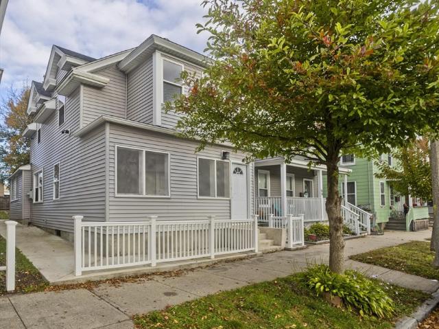 61 Pine St, Holyoke, MA 01040 | MLS #73501 | Compass