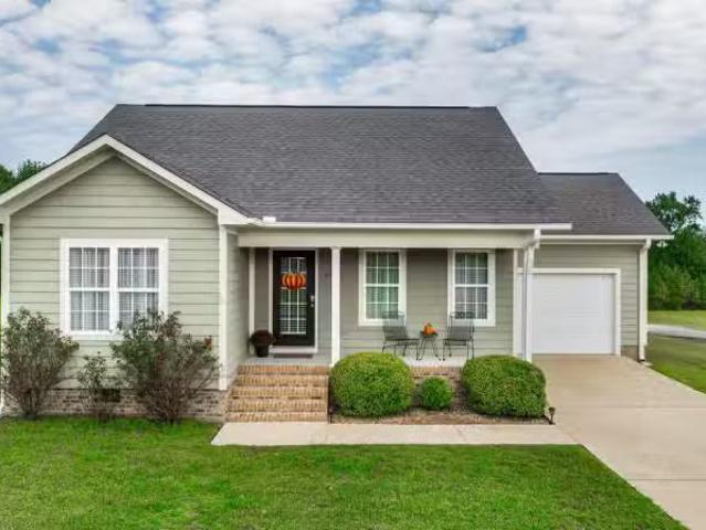 61 PINEVIEW DR, RAINSVILLE, AL 35986 Single Family Residence F.