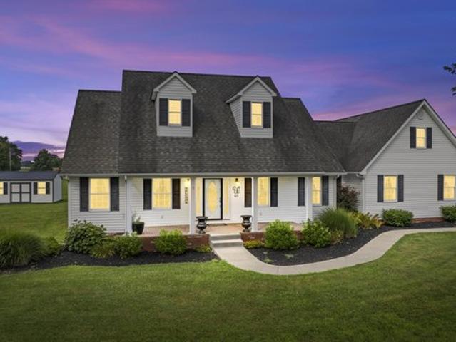 61 Rayburn Ln, Tollesboro, KY 41189