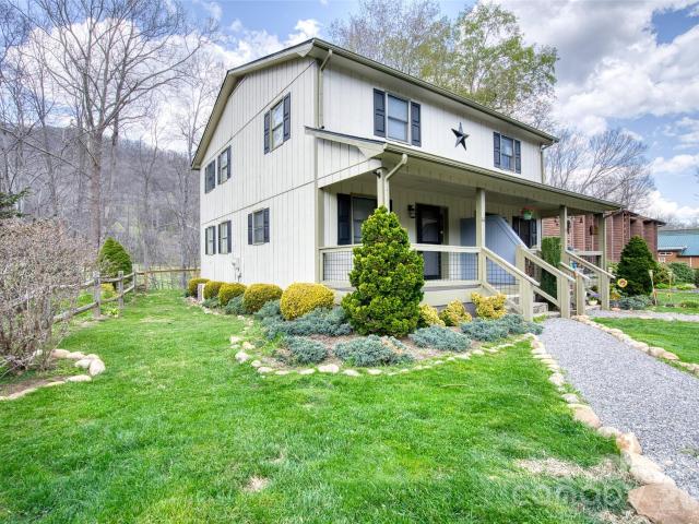 61 Riverside Villa Drive