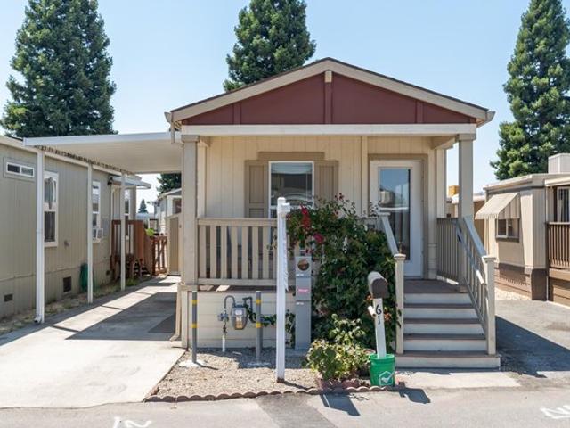 61 Romani Ct, Santa Rosa, CA 95407