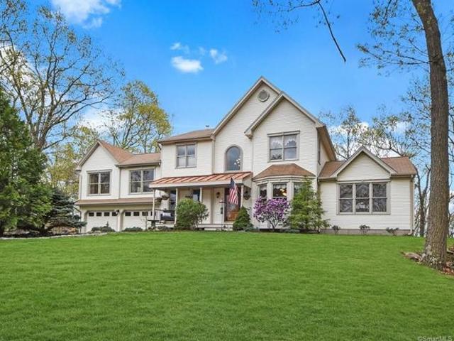 61 Rockwood Dr, Portland, CT 06480