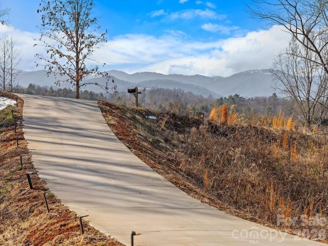 61 Sky Top Vw Dr, Marshall, NC 28753 | MLS #4338 | Compass