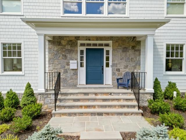 61 Slayton Dr