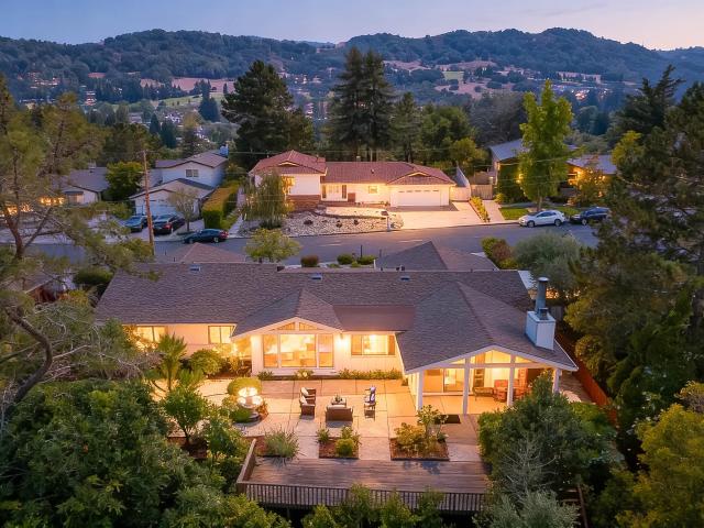 61 Sullivan Dr