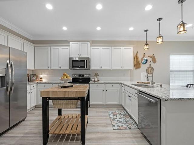61A 9th Ave Unit A, Shalimar, FL 32579