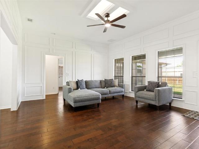 6204 Bronze Leaf Drive