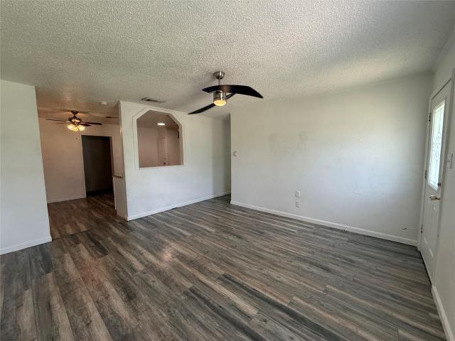 6204 Dove Springs Cir