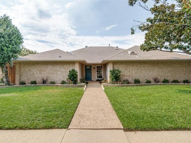 6204 LA Cosa Dr, Dallas, TX 75248