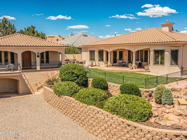 6205 Old Course Dr, Farmington, NM 87402