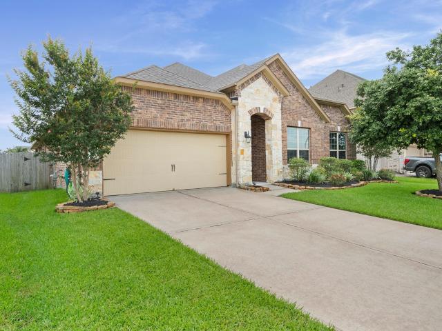 6205 Lakewood Court