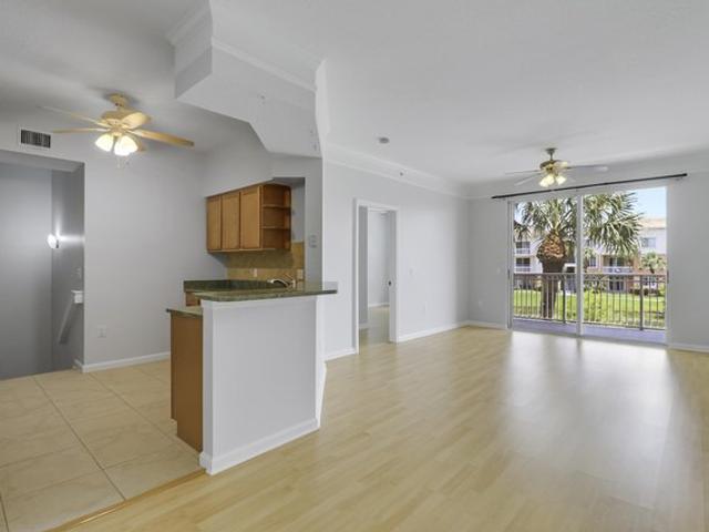 6206 Myrtlewood Cir W, Palm Beach Gardens, FL 33418