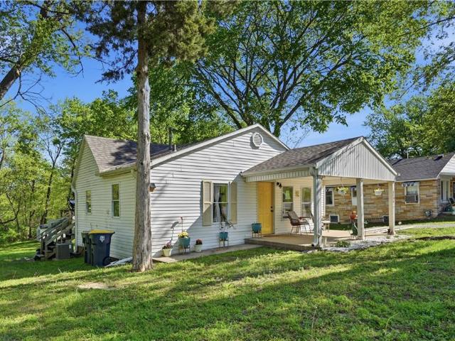 6206 NE 54th St, Kansas City, MO 64119 | MLS #2615 | Compass