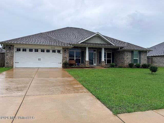 6206 Diamond Ln, Biloxi, MS 39532