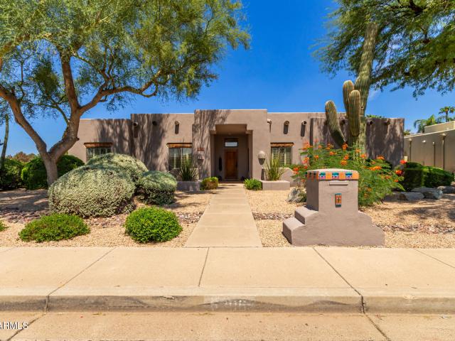 6206 E ACOMA Drive