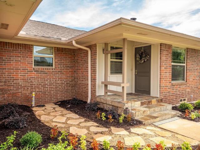 6206 Pepperport Ln, Double Oak, TX 75022 | Compass