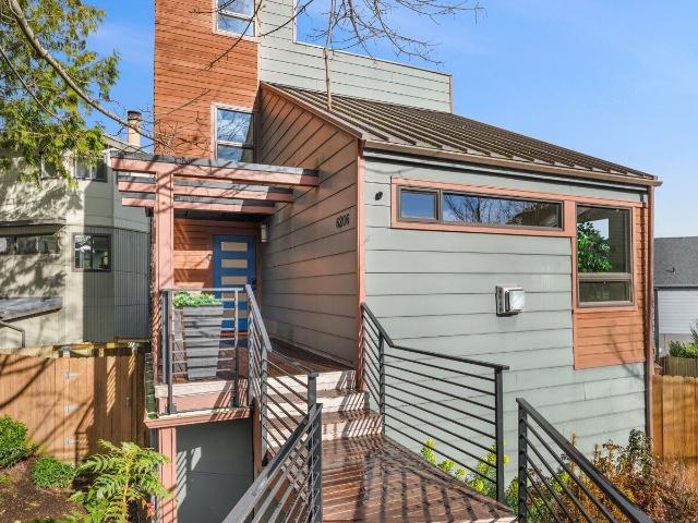 6206 52nd Ave NE, Seattle, WA