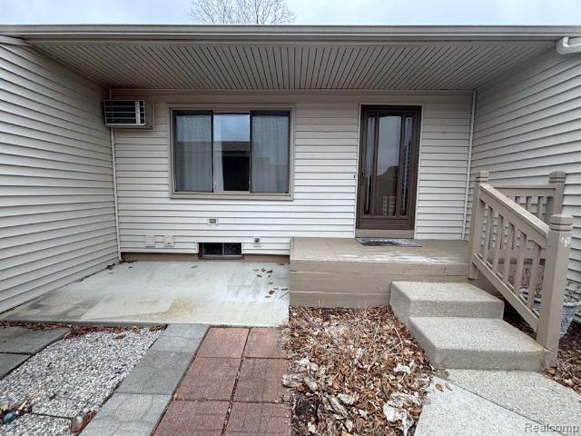 62072 Yorktown Unit 4