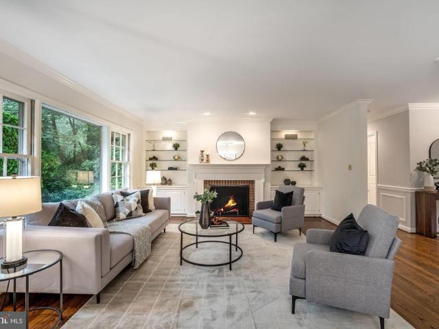 6207 Cheryl Drive