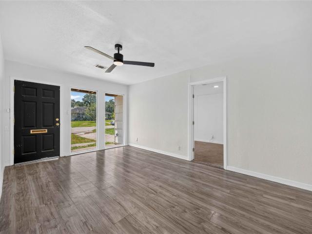 6207 Heron Drive