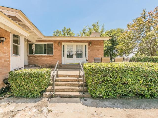 6207 Lyndon B Johnson Freeway