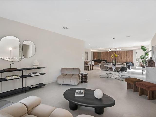 6207 SW 10th St, West Miami, FL 33144 | MLS #A11994
