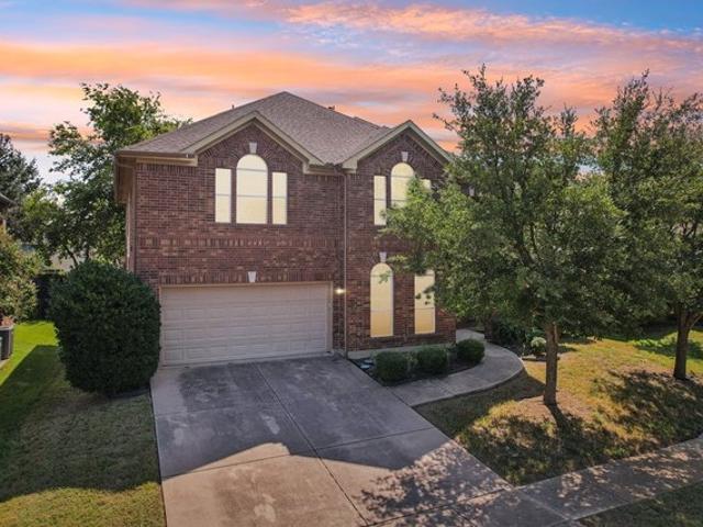 6207 Weaver Dr, Arlington, TX 76001