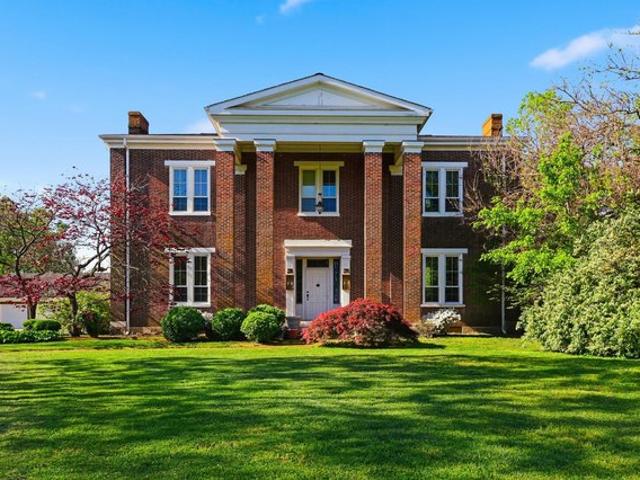 6208 Old Richmond Rd, Lexington, KY 40515