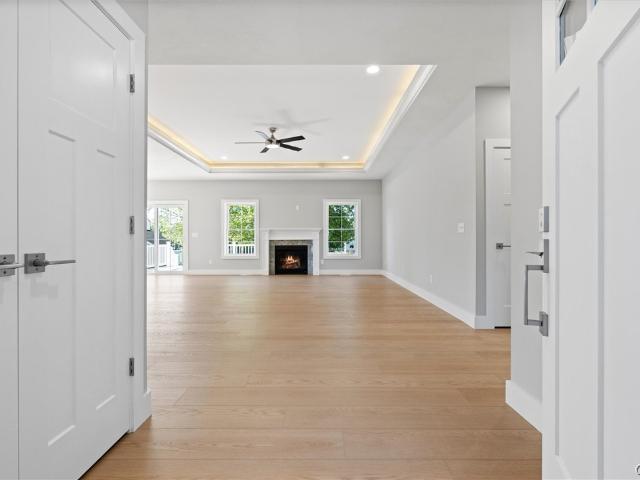 6208 Leslieanne Path