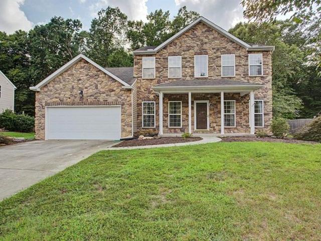 6208 Ruth Dr, Gloucester, VA 23061