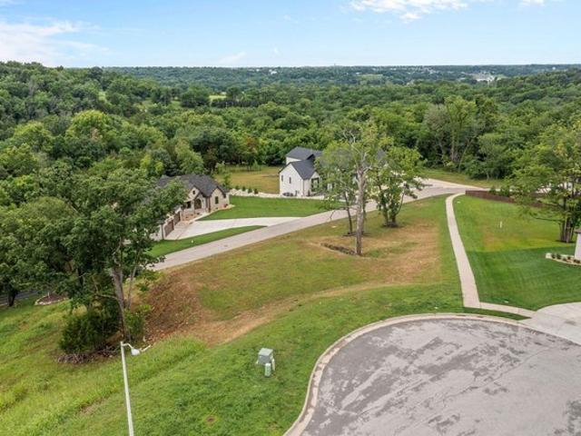 6208 S Maryland Ave, Springfield, MO 65810