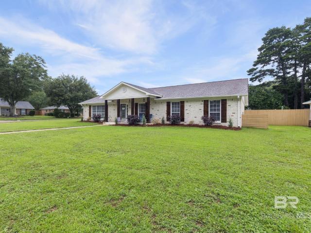 6208 S Pine Needle Drive