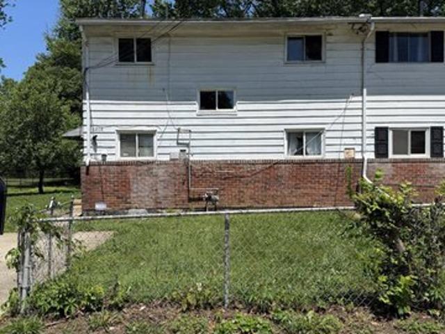 6208 Seat Pleasant Dr, Capitol Heights, MD 20743