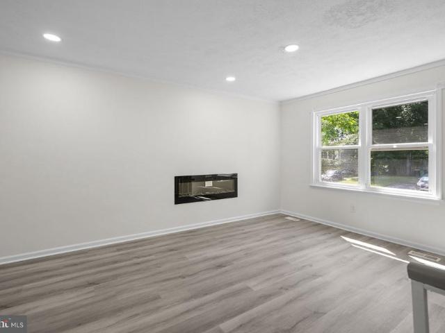 6208 Teaberry Way