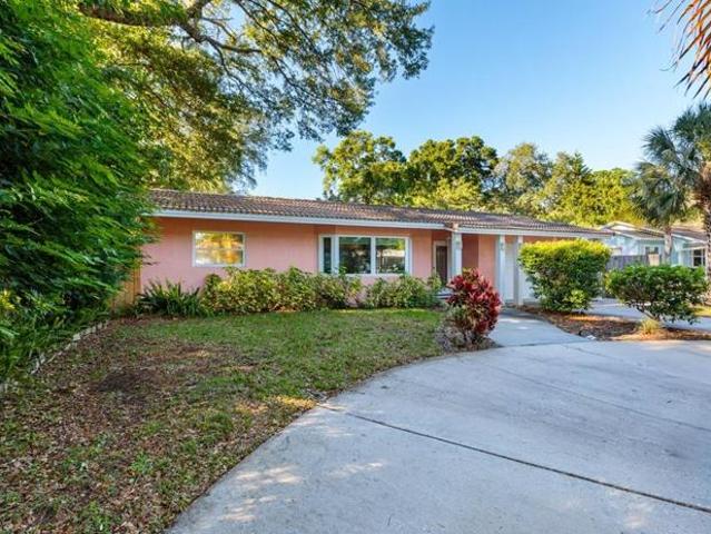 6208 12th Ave S, Gulfport, FL 33707
