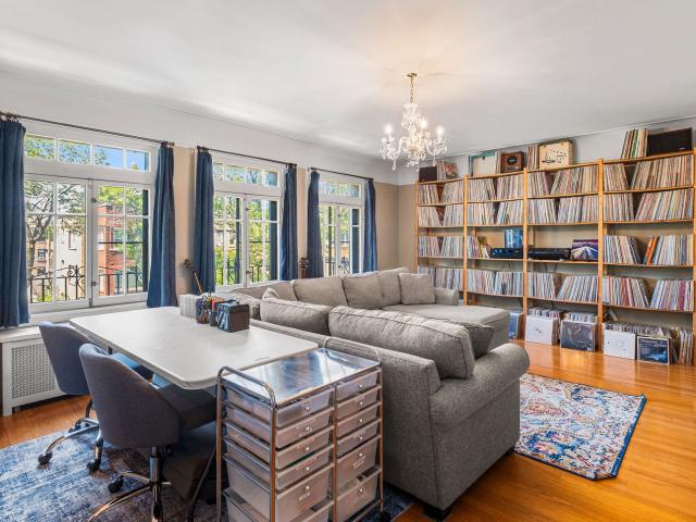6209 N Mozart Street # 3S