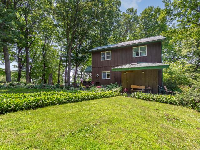 6200 French Lake Trail