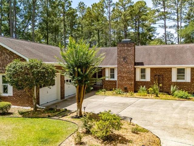 6200 Ibis Ln, New Bern, NC 28560