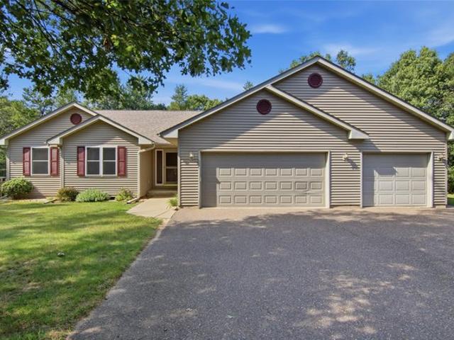 6200 Joanne Ln, Altoona, WI 54720