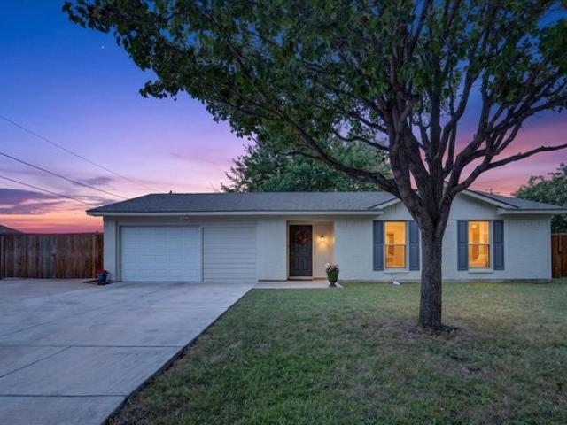 6200 Lalagray Ln, Watauga, TX 76148
