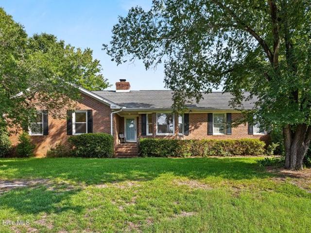 6200 Strawfield Dr, Wilmington, NC 28405