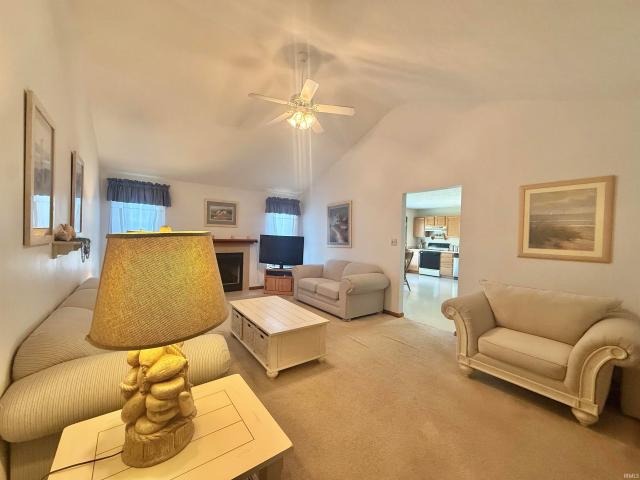 6200 Summit Pointe Way