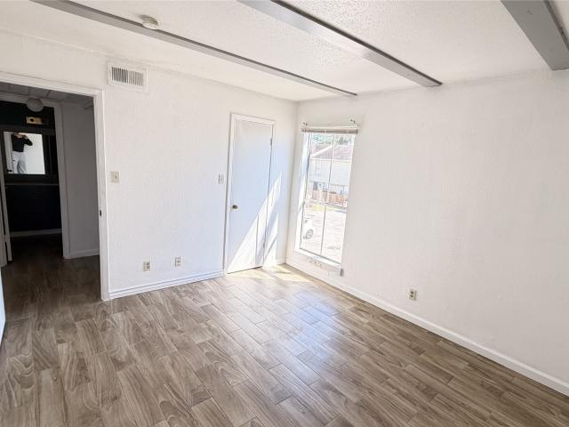 6200 W Tidwell Rd, Unit 1702, Houston, TX 77092 | MLS #51446