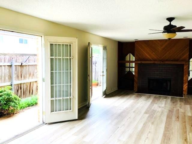 6201 Beverly Hill St, Unit 8, Houston, TX 77057 | MLS #92339