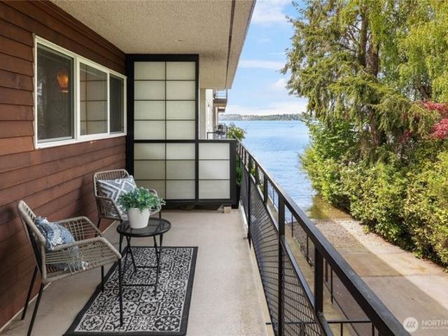 6201 Lake Washington Blvd NE Apt 208, Kirkland, WA 98033