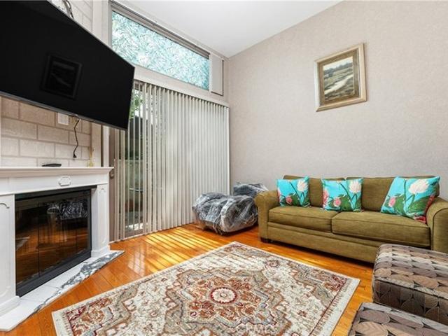 6201 Shoup Ave Unit 75, Woodland Hills, CA 91367
