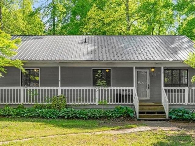6201 Three Loy Rd, McLeansville, NC 27301