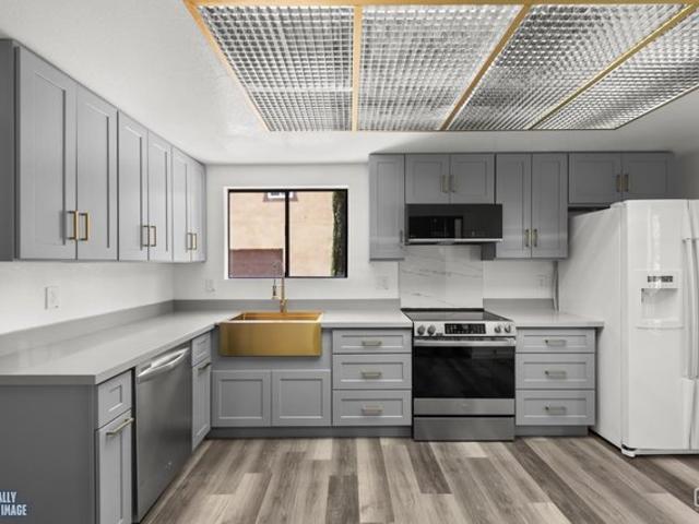 6201 Victor St Apt C, Bakersfield, CA 93308
