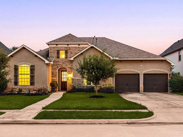 6202 Meadow Bluff Ct, Richmond, TX 77407