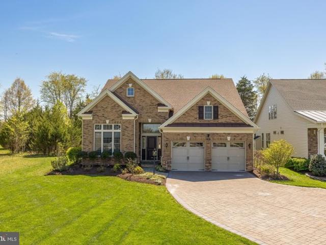 6202 Chancellorsville Dr, Gainesville, VA 20155